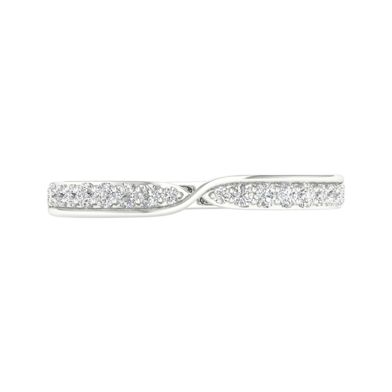 Pinched Diamond Stack Band in 10K Gold (1/4 ct. tw.)